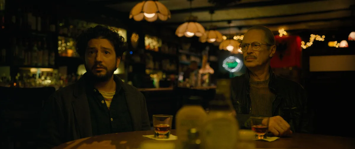 Psycho Therapy: The Shallow Tale Of A Writer Who Decided To Write About ...